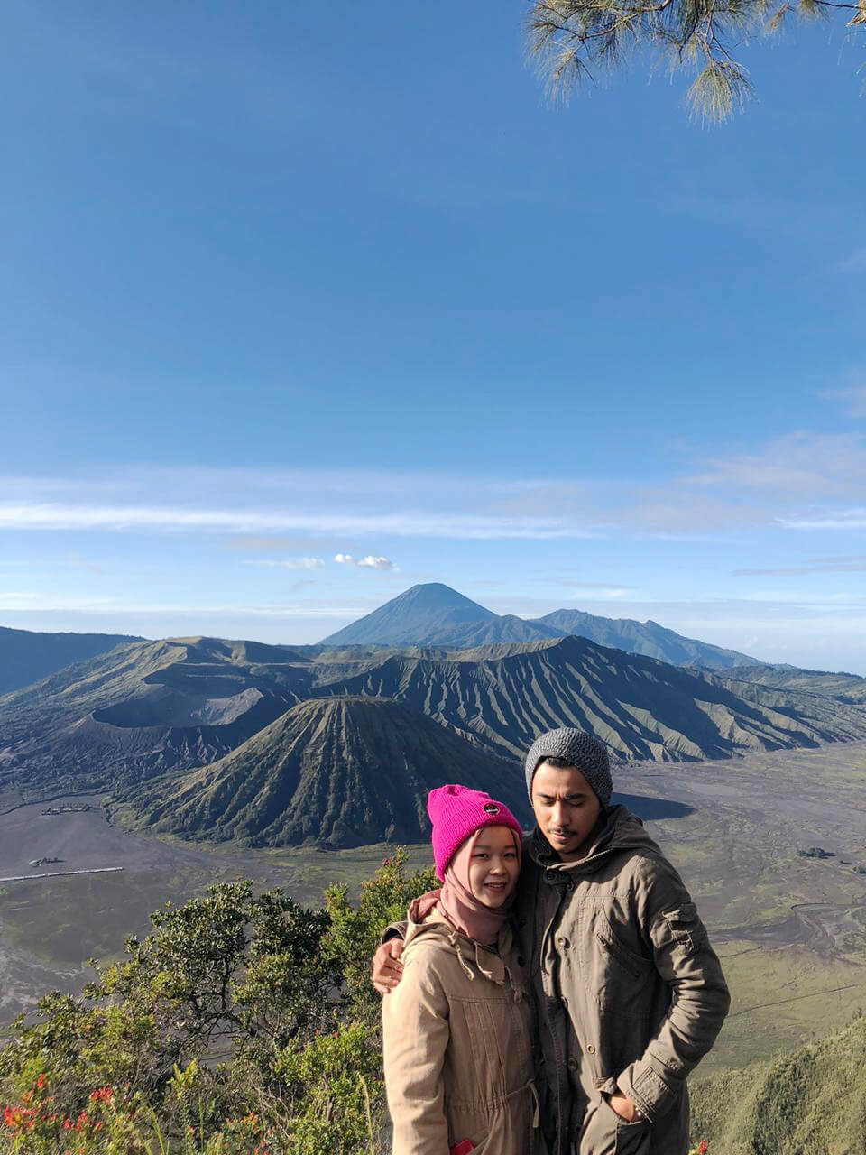 The Wedding of Sarah & Randy - INVITEMU .COM